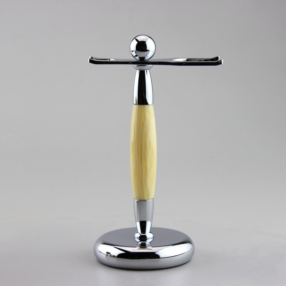 Shaving Stand 24#, Faux Iovry – Frank Shaving