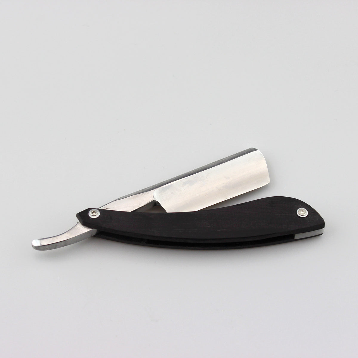 Gold Dollar W58 Mini Straight Razor 5/8", Ebony Wood Handle – Frank Shaving